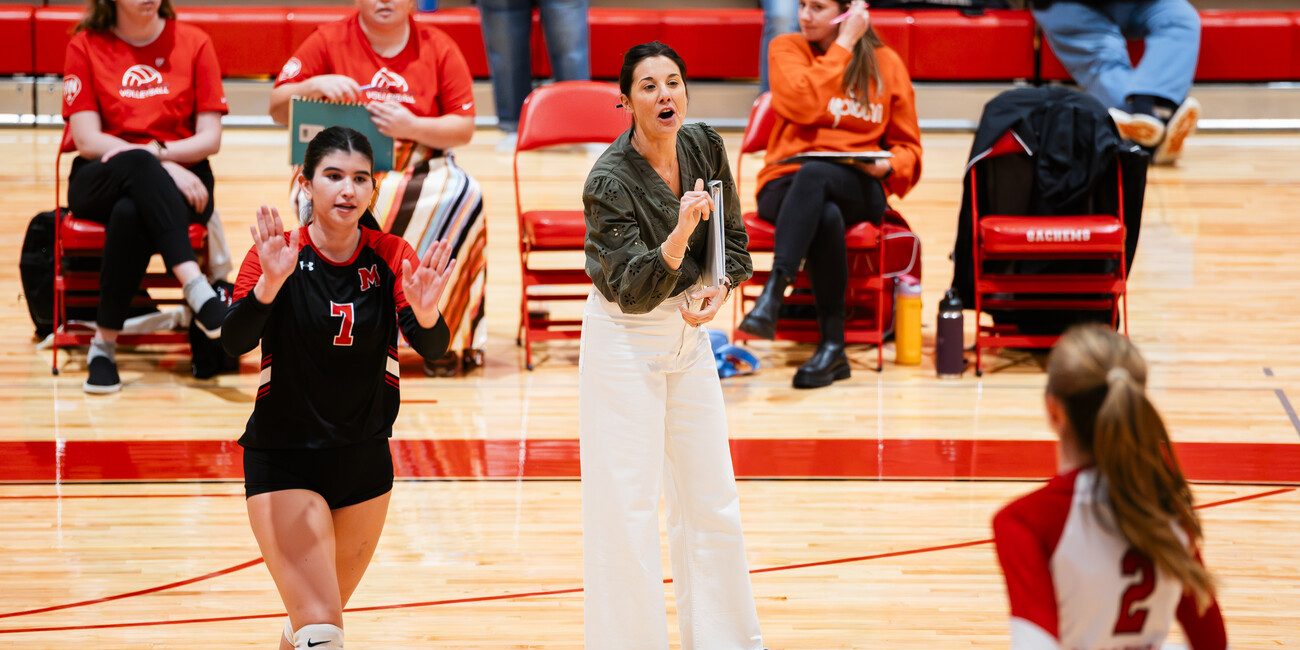 Marblehead to serve up depth and leadership - Featuring Desk