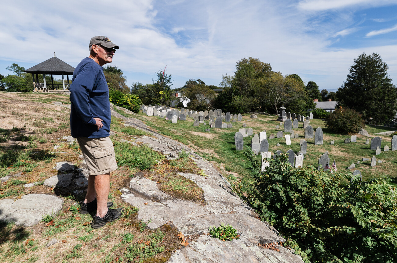 Marblehead cemetery voted one of America’s most beautiful - Featuring Desk